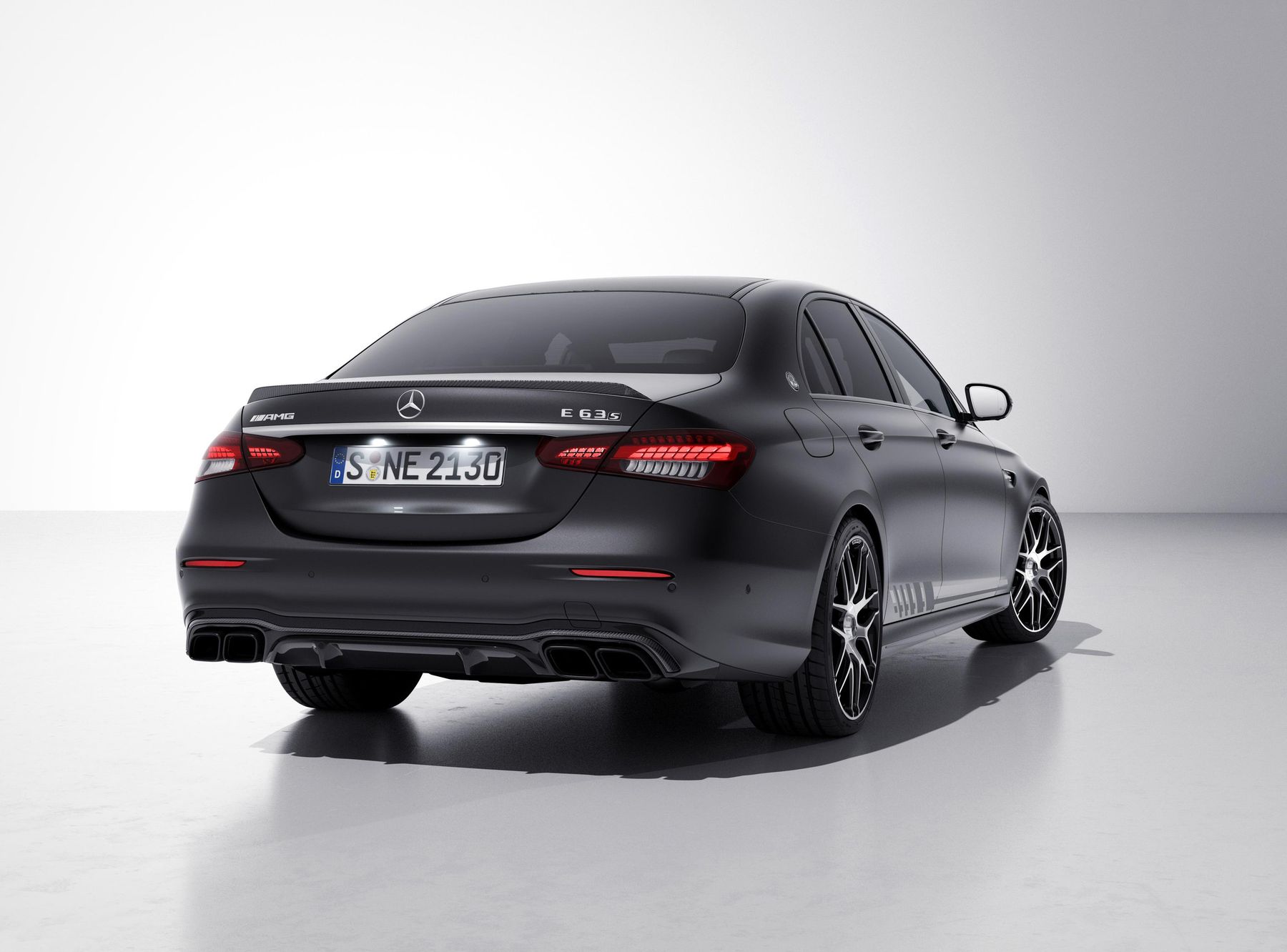 Nouvelle Mercedes-AMG Classe S. L’hybride rechargeable le plus puissant ...