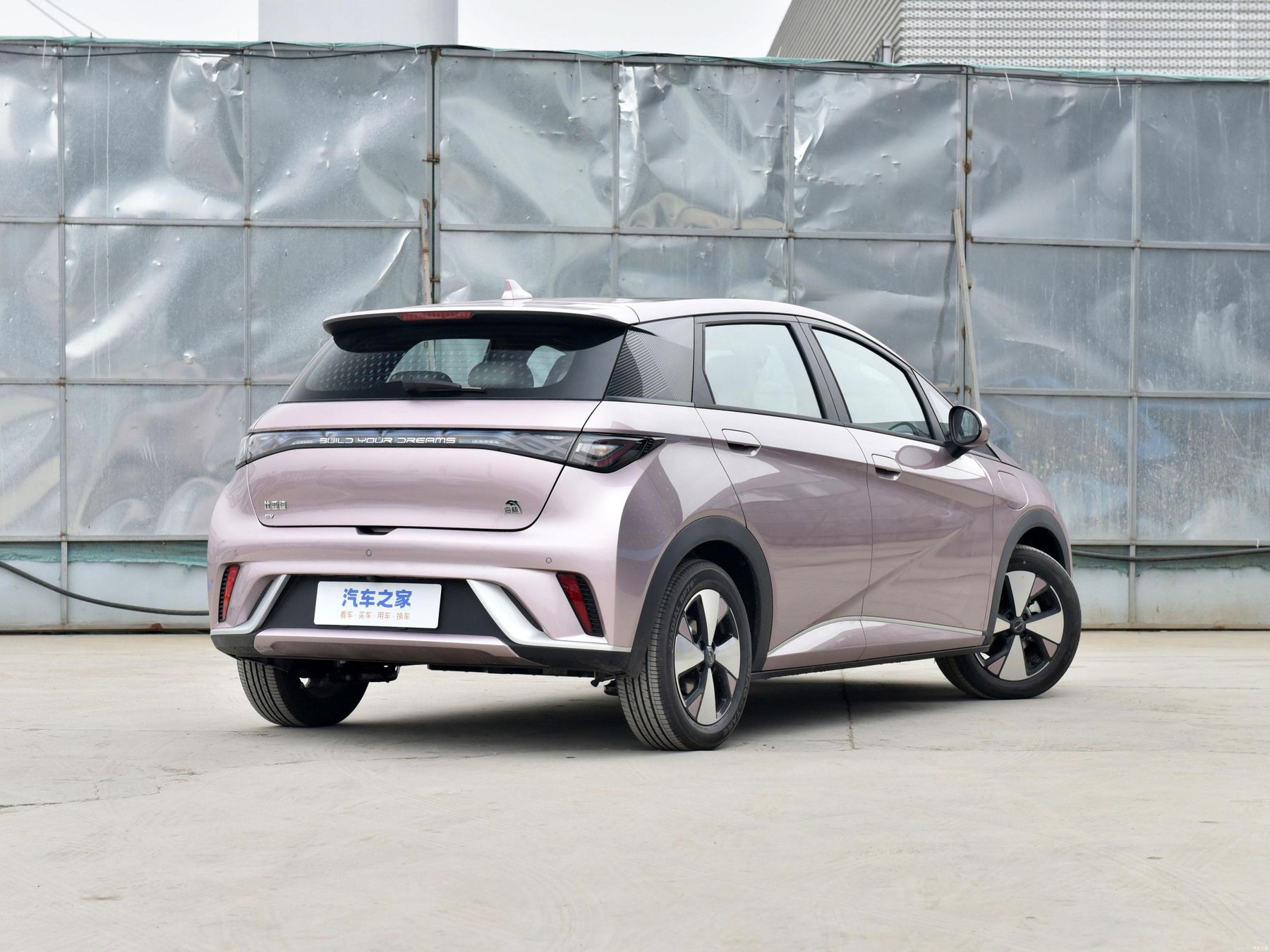 מבחן דרכים BYD אטו 3: לעיר בלבד - אוטובום