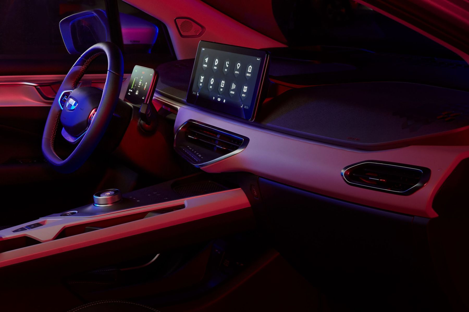 Geely Geometry C has arrived in Israel - AUTOBOOM