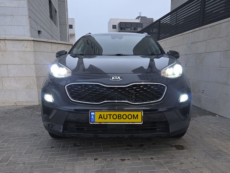 Selling Kia Sportage, 2022 in Kiryat Gat: 1.6 TDI AT (136 hp) hp ...