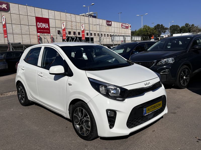 Buy the used Toyota Yaris, 2018 in Haifa: white 2018 at a price of ₪ 62 ...
