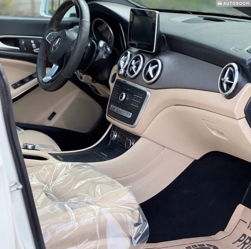 Продаю Mercedes CLA, 2016 года в Рейне: CLA180 1.6 DCT (122 л.с ...