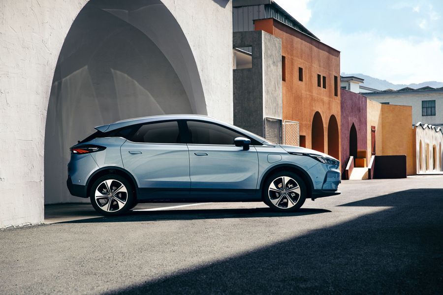 Geely and Geometry. What can Israeli buyers expect in 2023? — AUTOBOOM ...