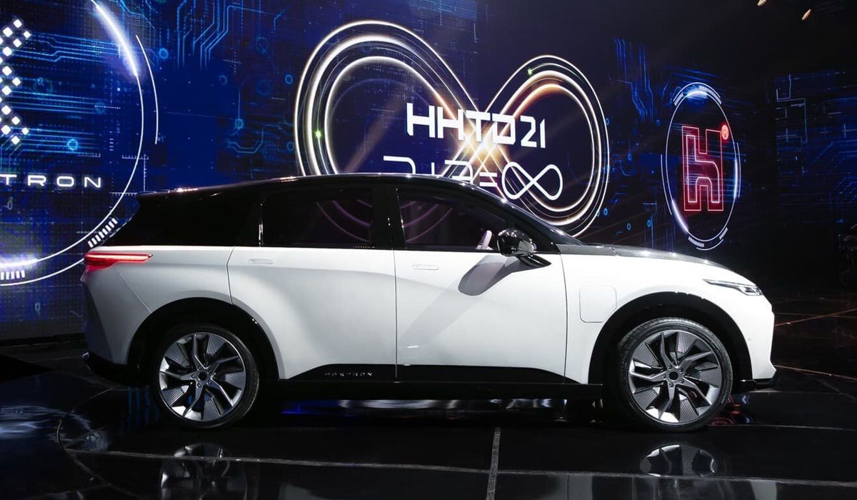 Foxtron Model C. Electric car from Taiwan — AUTOBOOM.co.il