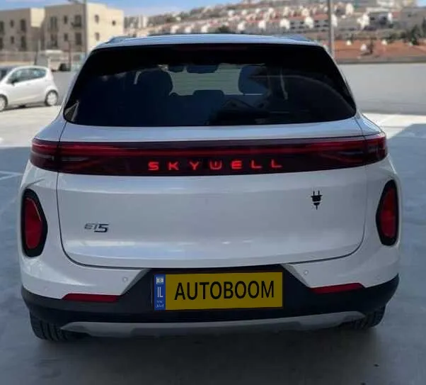 Buy the used Skywell ET5, 2022 in Israel: white 2022 at a price of ₪ 205.000, 1st hand №477628 ...