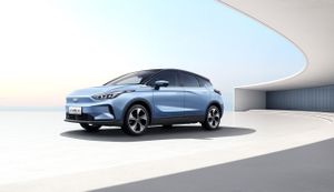 Geely Geometry M6. Successor to the Geometry C — AUTOBOOM.co.il