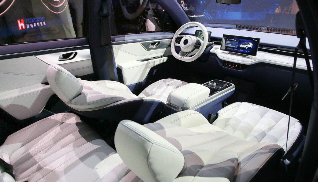 Foxtron Model C. Electric car from Taiwan - AUTOBOOM