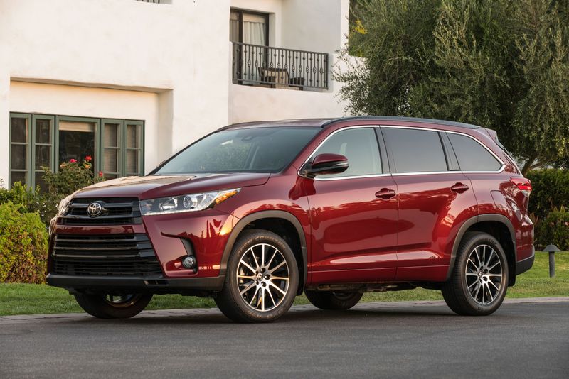 Toyota Highlander - generations, types of execution and years of ...