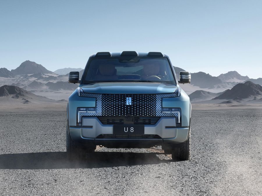 БИД и Yangwang. Премьера электрического суперкара U9: 4 мотора и 1100 л. с. - AUTOBOOM