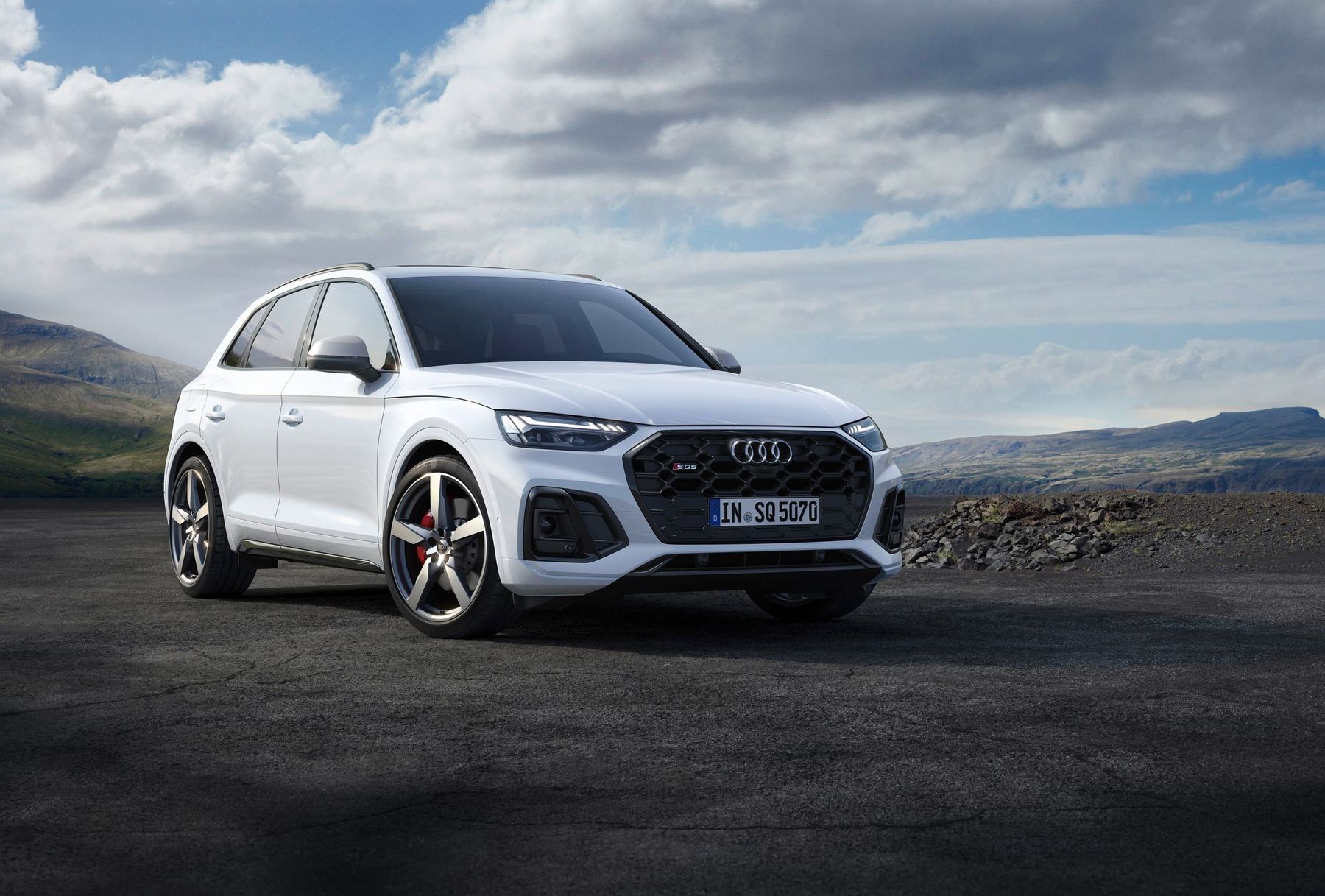 Audi SQ5 Sportback SUV. Trendy silhouette and great dynamics | Audi ...