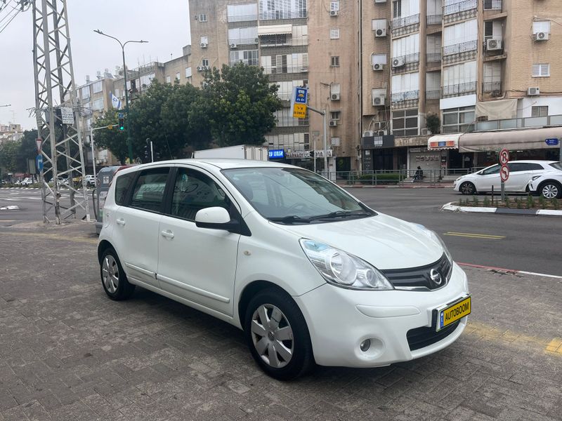 Продаю Nissan Note, 2010 года в Израиле: 1.6 AT (110 л.с.), автомат ...