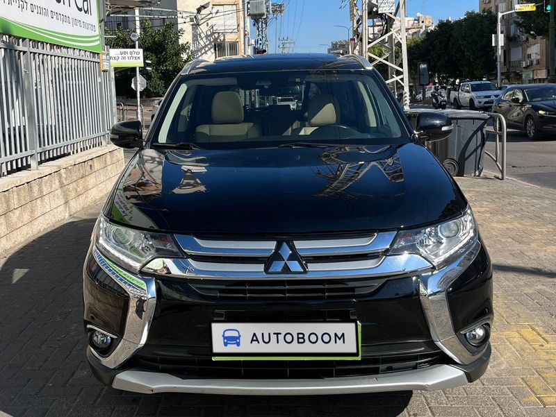 Buy the used Mitsubishi Outlander, 2017 in Rishon LeZion: black 2017 at ...