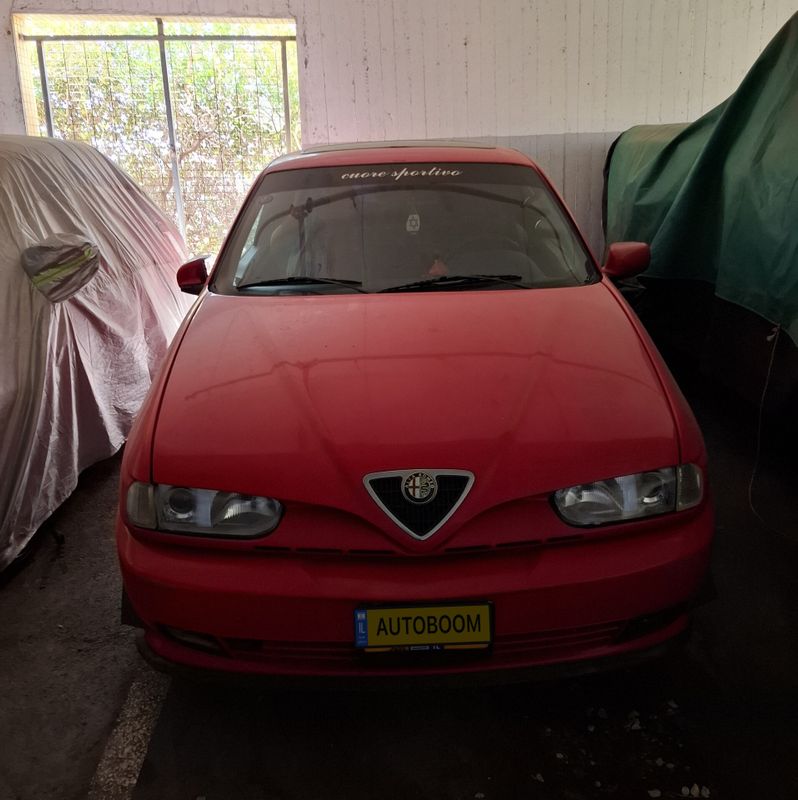 Продаю Alfa Romeo 145, 1997 в Хайфе: красный 1997 года за ₪ 22.000, 4-я ...