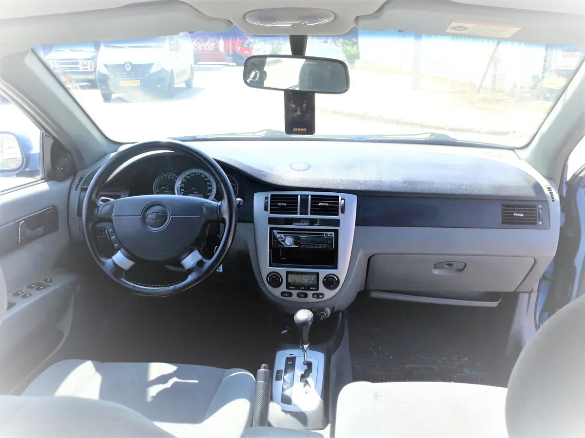 optra interior