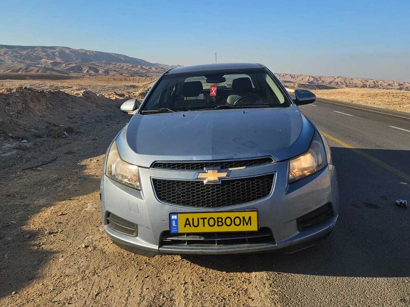 Продаю Chevrolet Cruze, 2010 в Израиле: голубой 2010 года за ₪ 12.000, 3-я рука №542370 ...