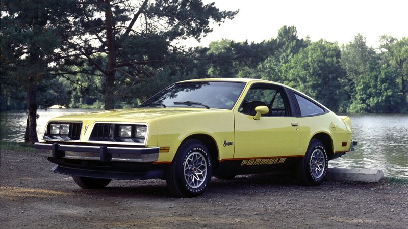 Pontiac Sunbird 1976 года - бензин. Технические характеристики, расход ...