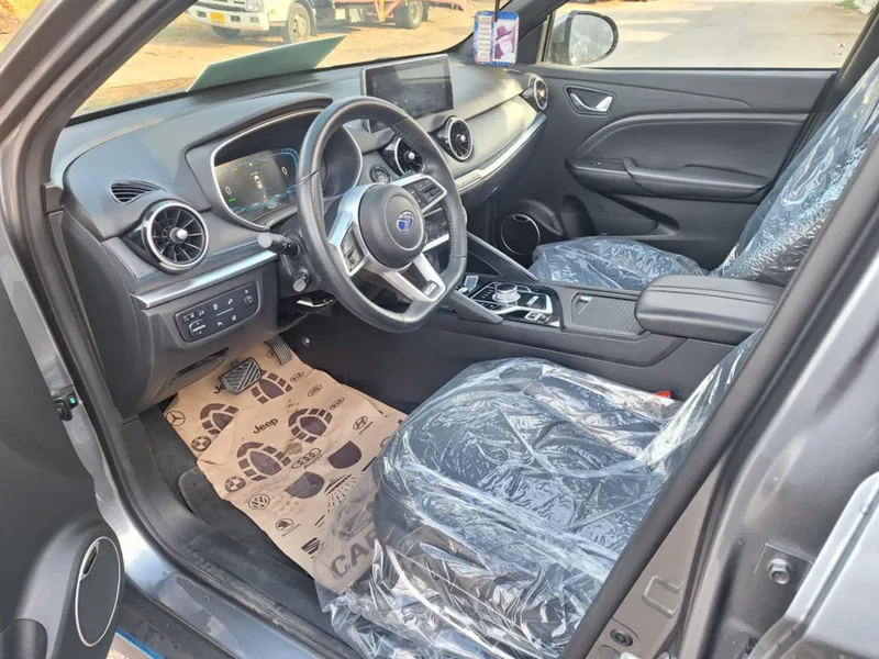 סרס 3 EV‏, 2023 יד שניה לרכישה בנתניה: אפור שנה 2023 במחיר 100.000 ...