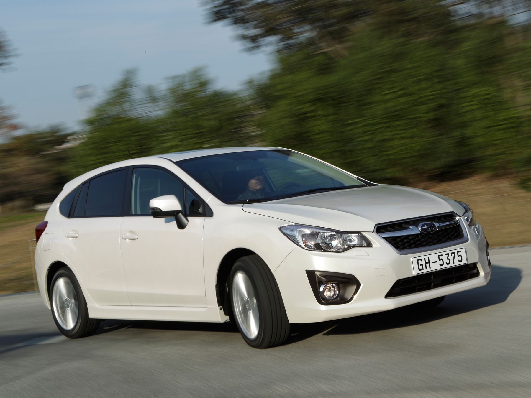 Subaru Impreza hatchback 5-door 1.6 MT gasoline | 114 hp fwd type of ...